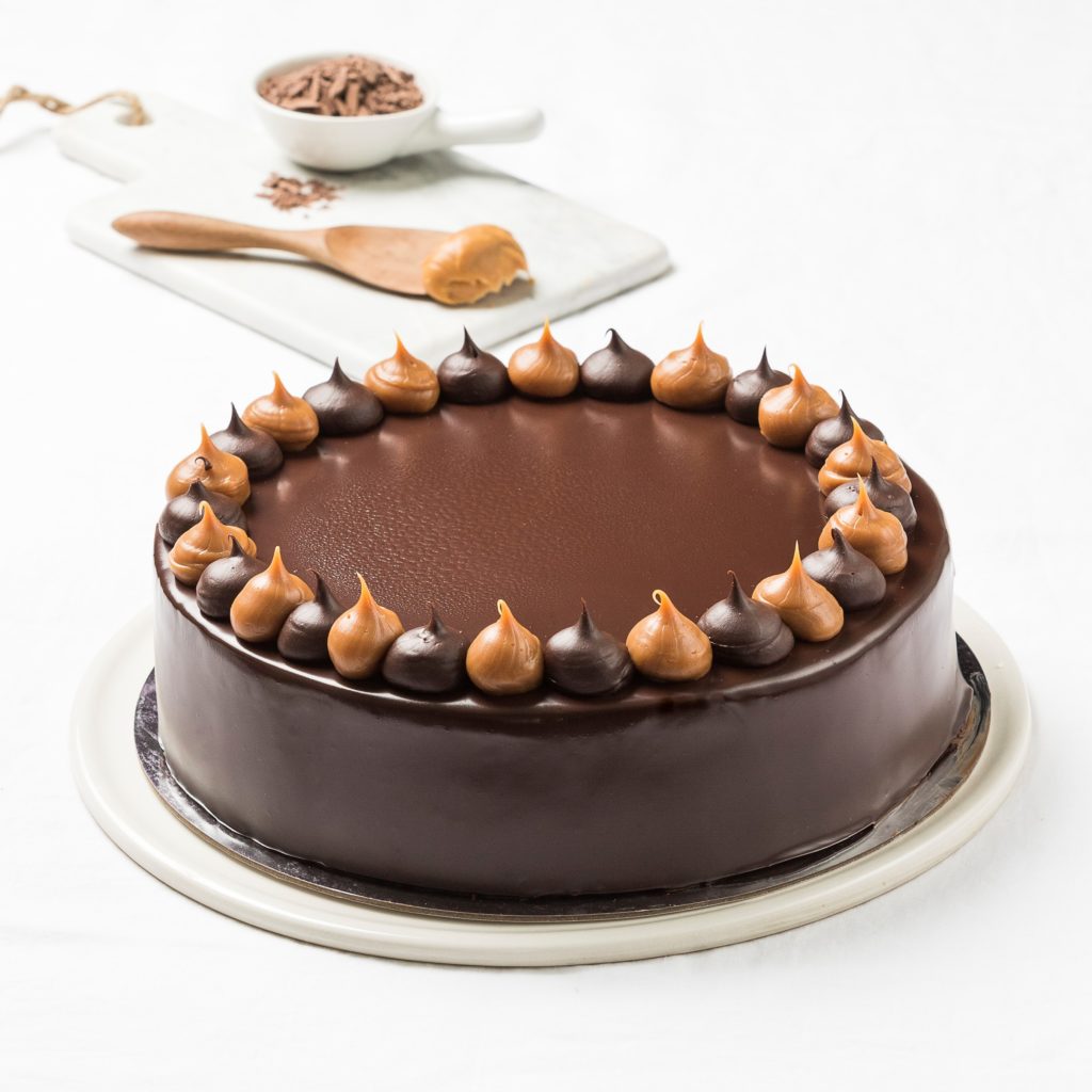 Large Cakes Archives - Ribbons and Bows Cakes