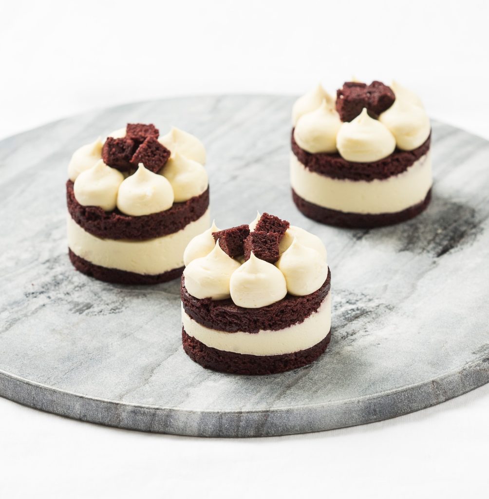 Ind Red Velvet - Box (6) - Ribbons and Bows Cakes